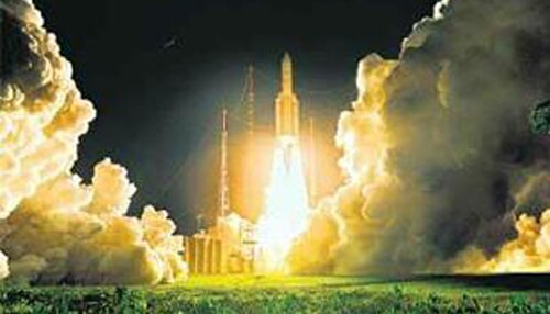 India's communication satellite GSAT-16 launched successfully | संचार उपग्रह GSAT-16 का सफल ...