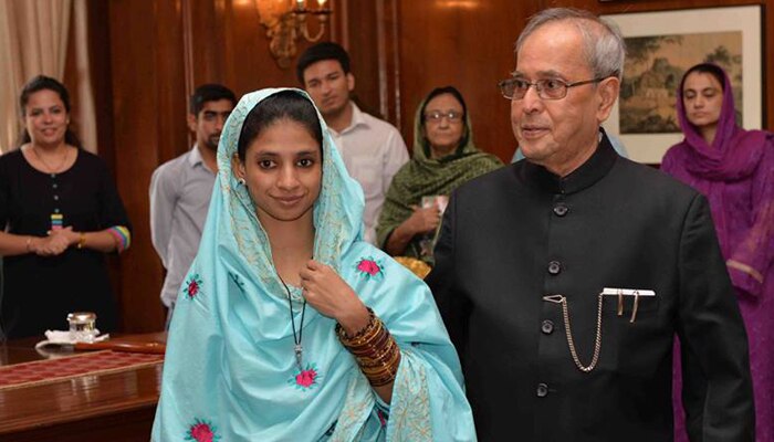 Geeta Symbol of India-Pakistan Unity, Says President | भारत-पाकिस्तान ...