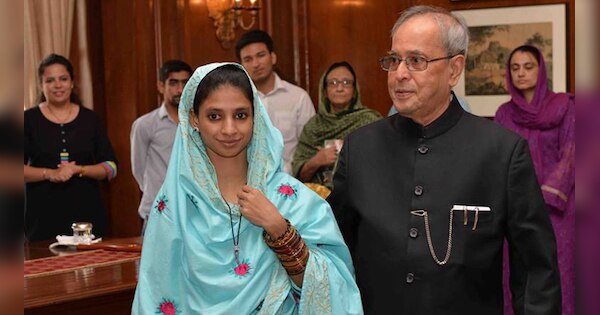 Geeta Symbol of India-Pakistan Unity, Says President | भारत-पाकिस्तान ...