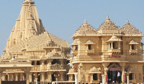 Mumbai businessman donated 40 kg of gold to somnath temple | मुंबई के ...