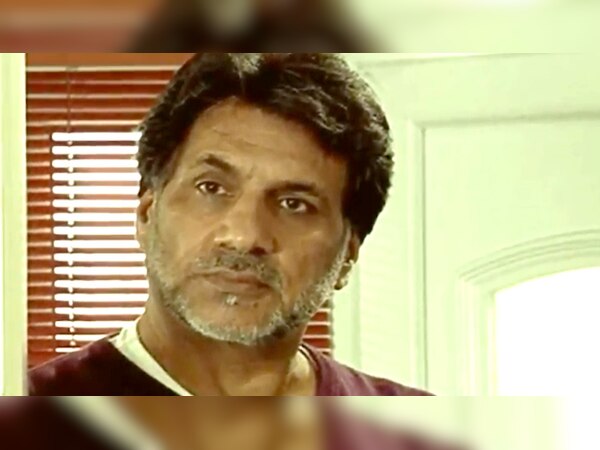 The Pakistani-born actor Marc Anwar abused the Indians out from British ...