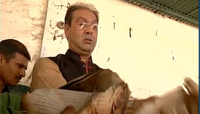 Lucknow: UP Minister Mohsin Raza visits Sunni Central Waqf board office ...