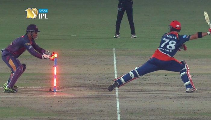 IPL 10 Legend behind the stumps MS Dhoni lightning stumping throws ...