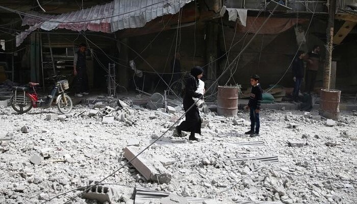 Syria US Led Alliance Air Strikes At Mayadin Killed 80 relative with 33 ...