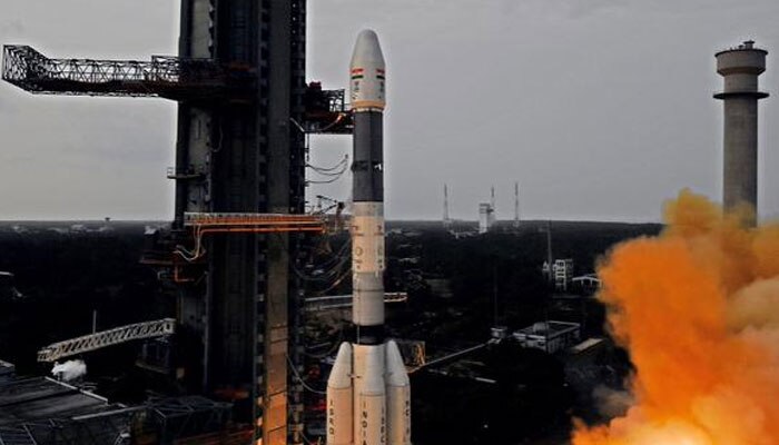 ISRO launch communication satellite GSAT 19 through heaviest rocket on ...