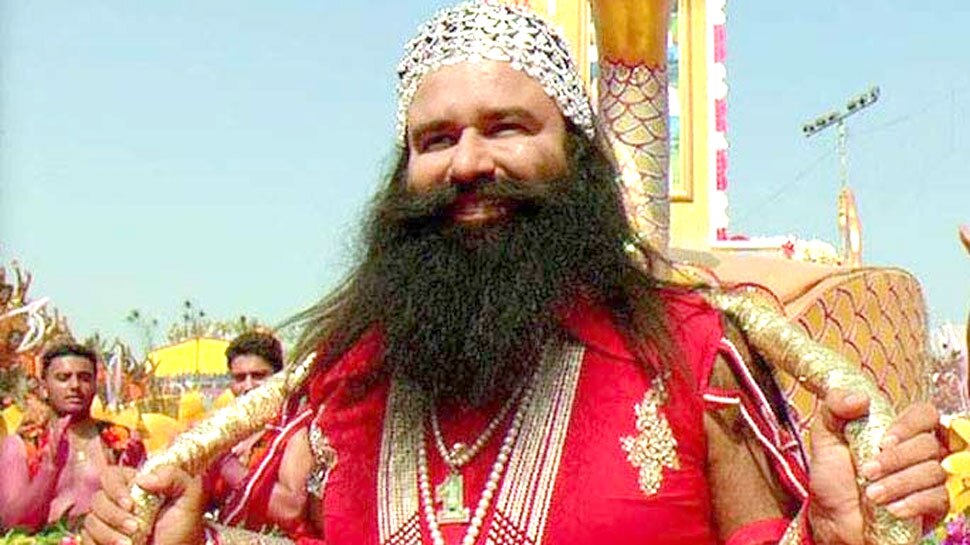 Thease are the journalist who expose the baba gurmit ram rahim rape ...