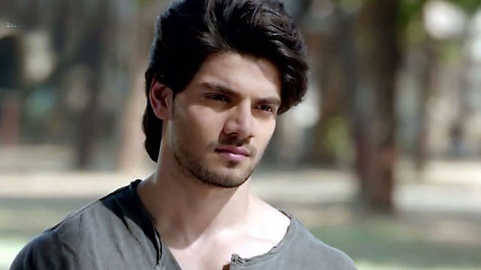 son suraj pancholi talked about his father aditya's relation with ...