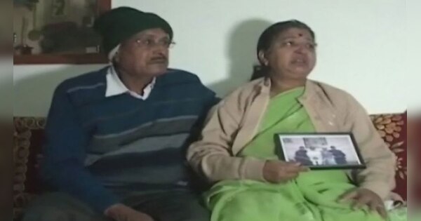 Family of Major Moharkar Prafulla Ambadas mourns the loss of their son ...
