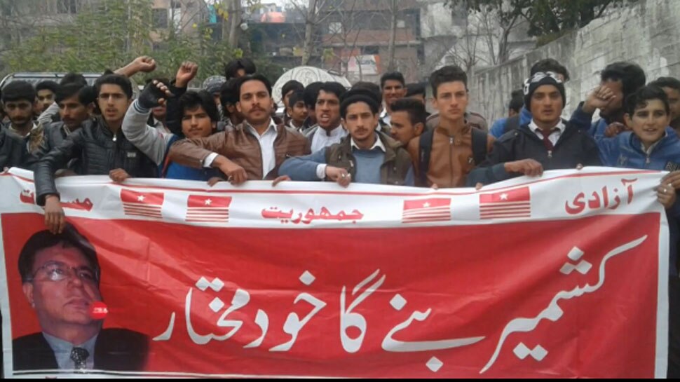 VIDEO: PoK में लगे पाकिस्तान से खिलाफ नारे, आतंकी कैम्पों को तबाह करने ...