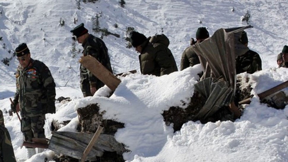 3 Army personnel Killed, 1 injured, after avalanche in Kupwara's Machil ...