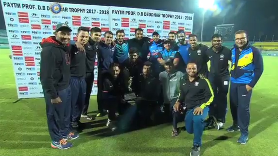 कर्नाटक का विजय रथ थामकर इंडिया-बी बनी देवधर चैंपियन | India-B beat ...