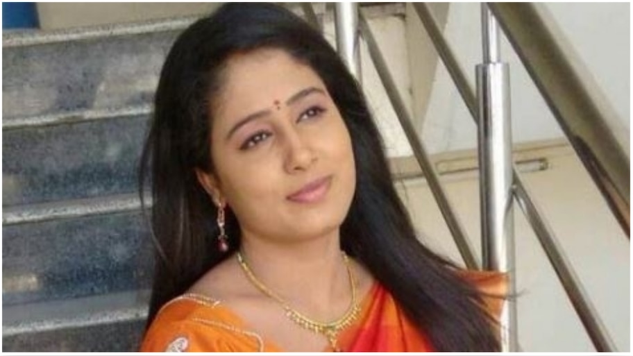 न्‍यूज एंकर ने की आत्‍महत्‍या, सुसाइड नोट में लिखा- 'मेरा दिमाग ही मेरा ...