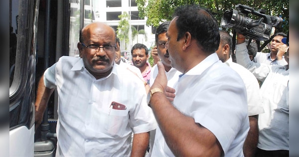 Karnataka Trust Vote : these 20 Lingayat MLAs of Congress-JD(S) can ...