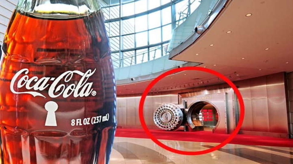 Secret formula for Coca‑Cola is secured in a vault, Atlanta | 'तिजोरी ...