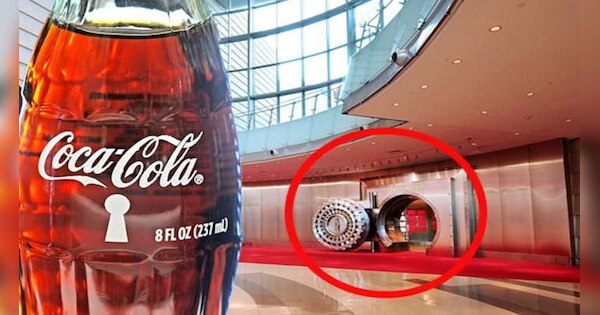 Secret formula for Coca‑Cola is secured in a vault, Atlanta | 'तिजोरी ...
