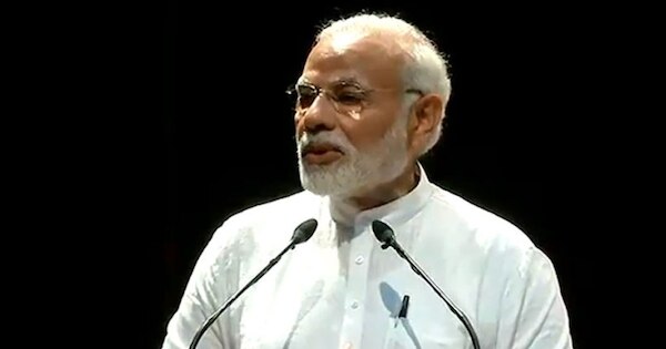 PM Narendra modi tweet on 1975 Emergency and black period | 'इमरजेंसी ...