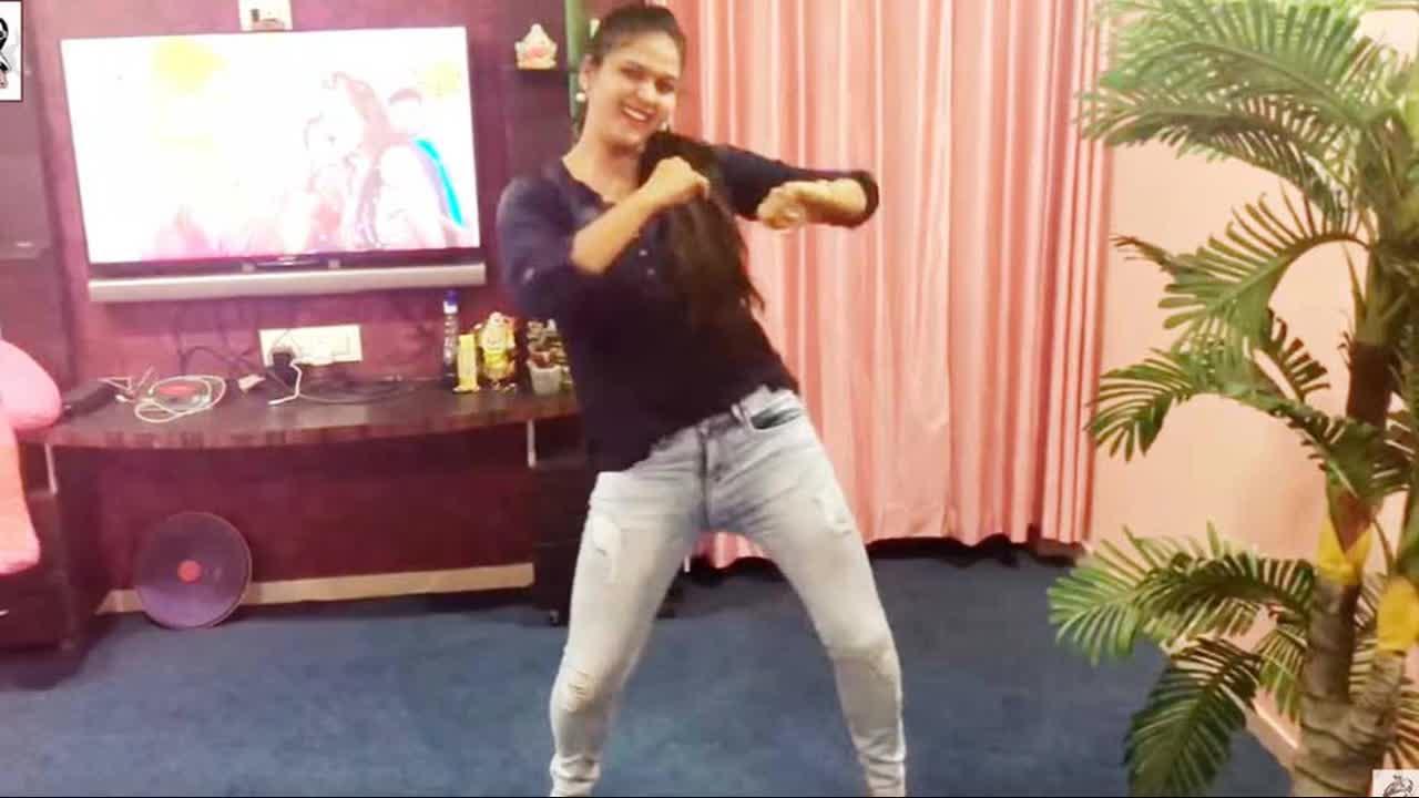 Chandani Singh dance on the Bhojpuri song | देखिए, किस भोजपुरी गाने पर ...
