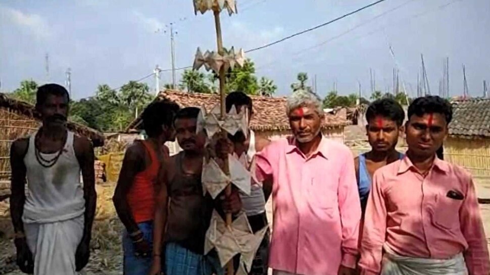 hindu family participate in tajiya milan on the occasion of muharram ...