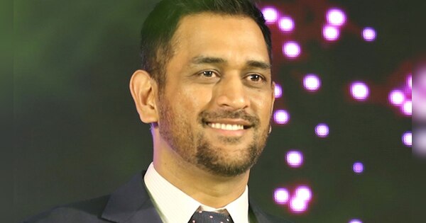 Video: Pakistani Fan Bashir Chacha wore the Indian jersey because of MS ...