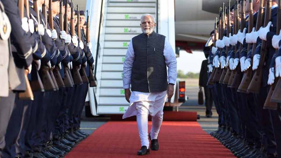 Maharashtra BJP spokesperson says PM Modi is Lord Vishnu's incarnation ...