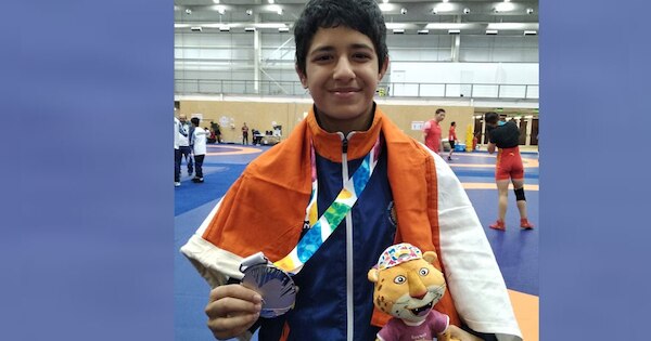 Youth Olympic Games: Simran adds wrestling silver to India's medal ...