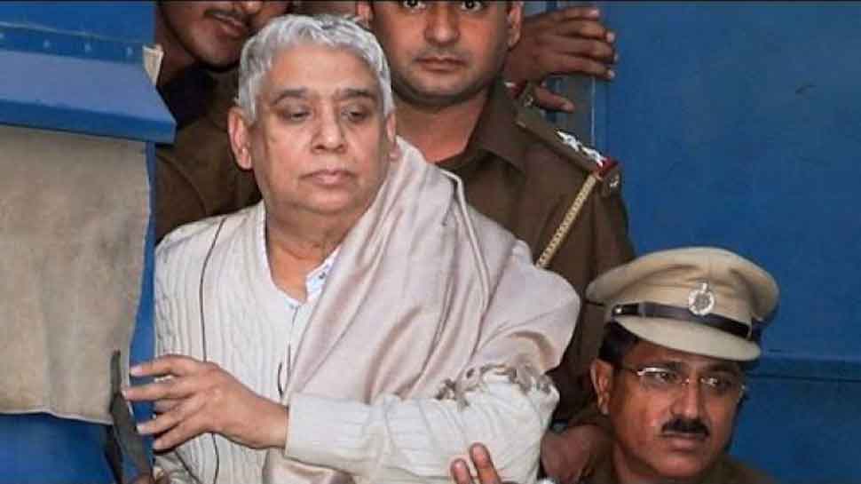 interesting facts about baba rampal | इंजीनियर से बाबा बना था रामपाल ...