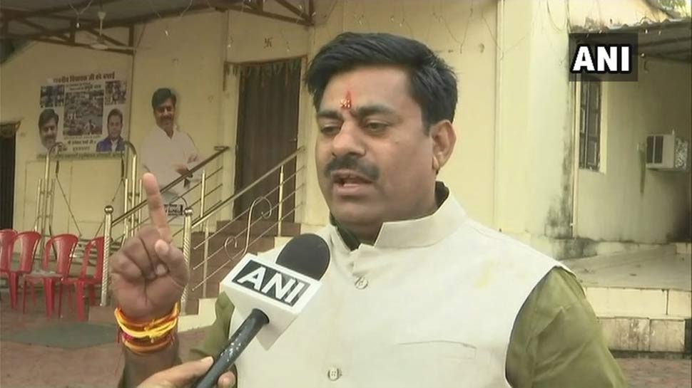BJP MLA Rameshwar Sharma takes on Congress over cow issue| MP- 'अब कसाई ...