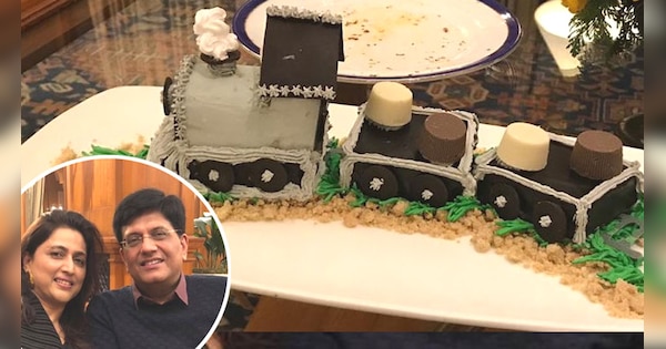 Piyush Goyal celebrate marriage anniversary with his wife seema ...