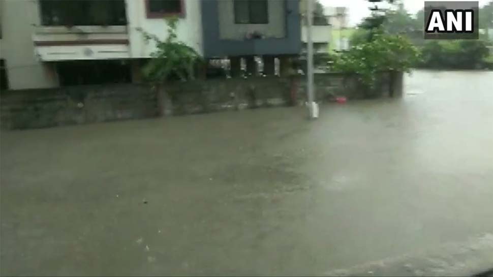 Gujarat: HEAVY RAIN IN VALSAD next 2 days, see video | VIDEO: बारिश के बाद गुजरात के वलसाड का ...