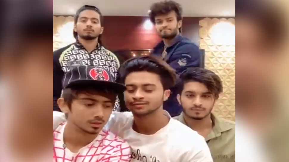 police filed case against mumbai youth for making tik tok video ...