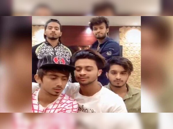 police filed case against mumbai youth for making tik tok video ...