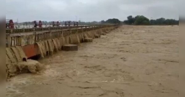 Kamla River Water level over Danger zone in Bihar | बिहारः कमला नदी ने ...
