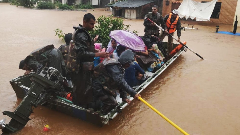Villages of Morena turned into island due to heavy rain, Chambal river ...