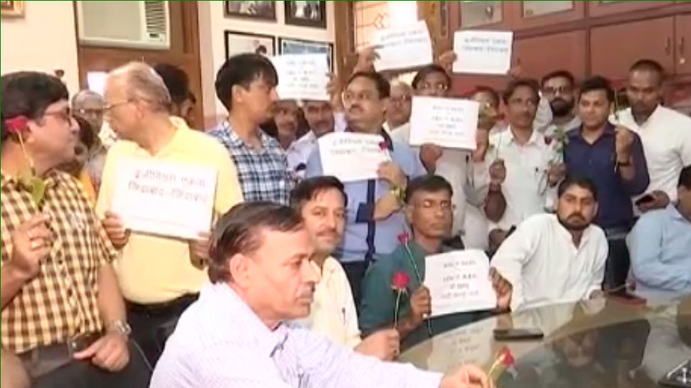 Rajasthan: Engineers' protest against PHED department, ultimatum given ...