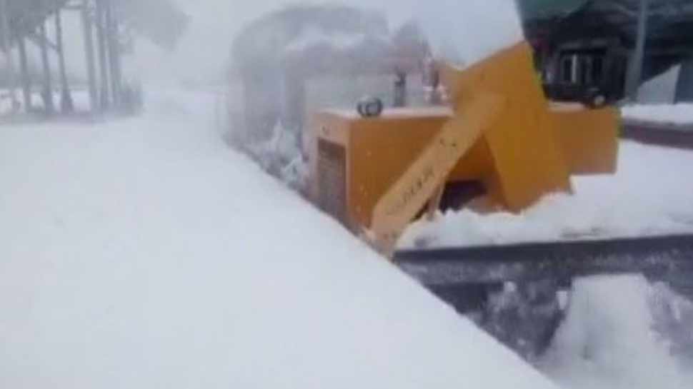 snow cutter machine cut frozen snow from railway track in kashmir | अरे ...