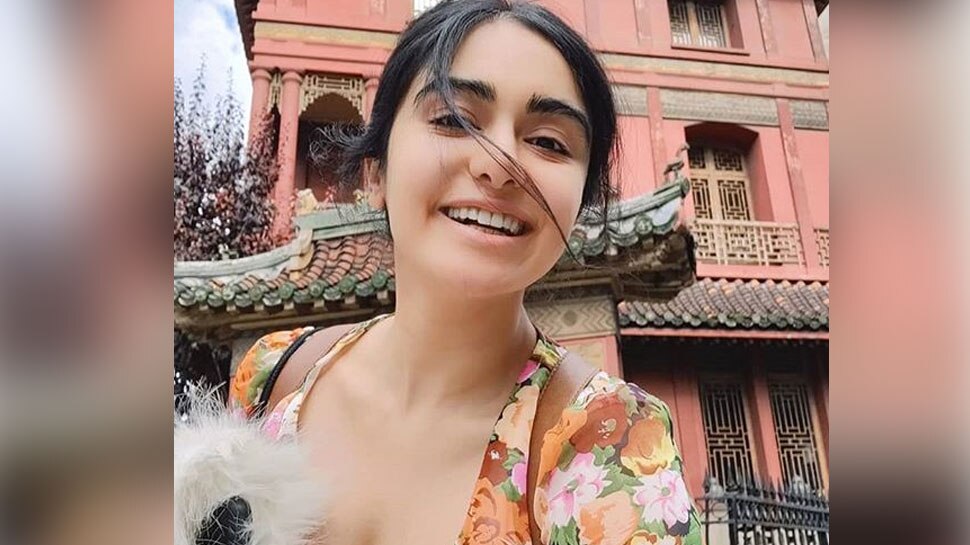 Ada Sharma appeared in Rishikesh with her 'Bodyguards' | अदा शर्मा अपने ...