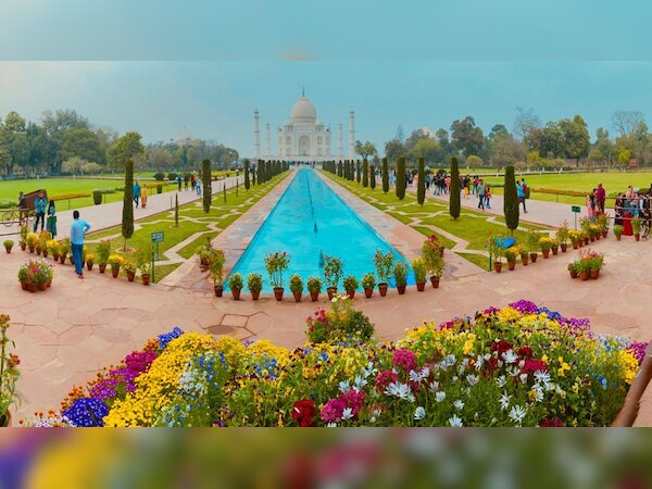 Visit real tomb of mumtaj and shahjahan inTaj Mahal for three days for ...