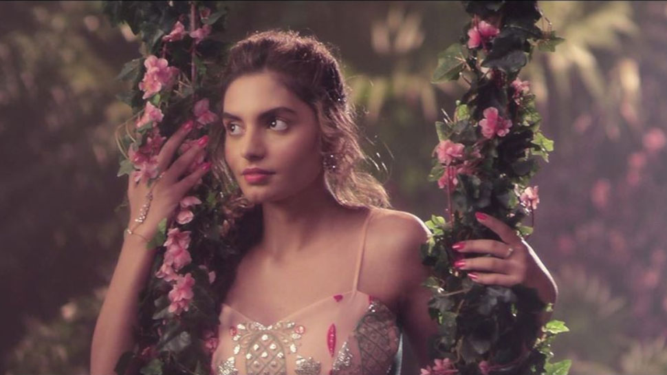 Kumar Sanu's daughter Shannon K releases new romantic song 'I Do ...