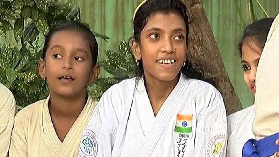 Meet golden girl Aisha Noor who stays in slums, teaches self defence to ...