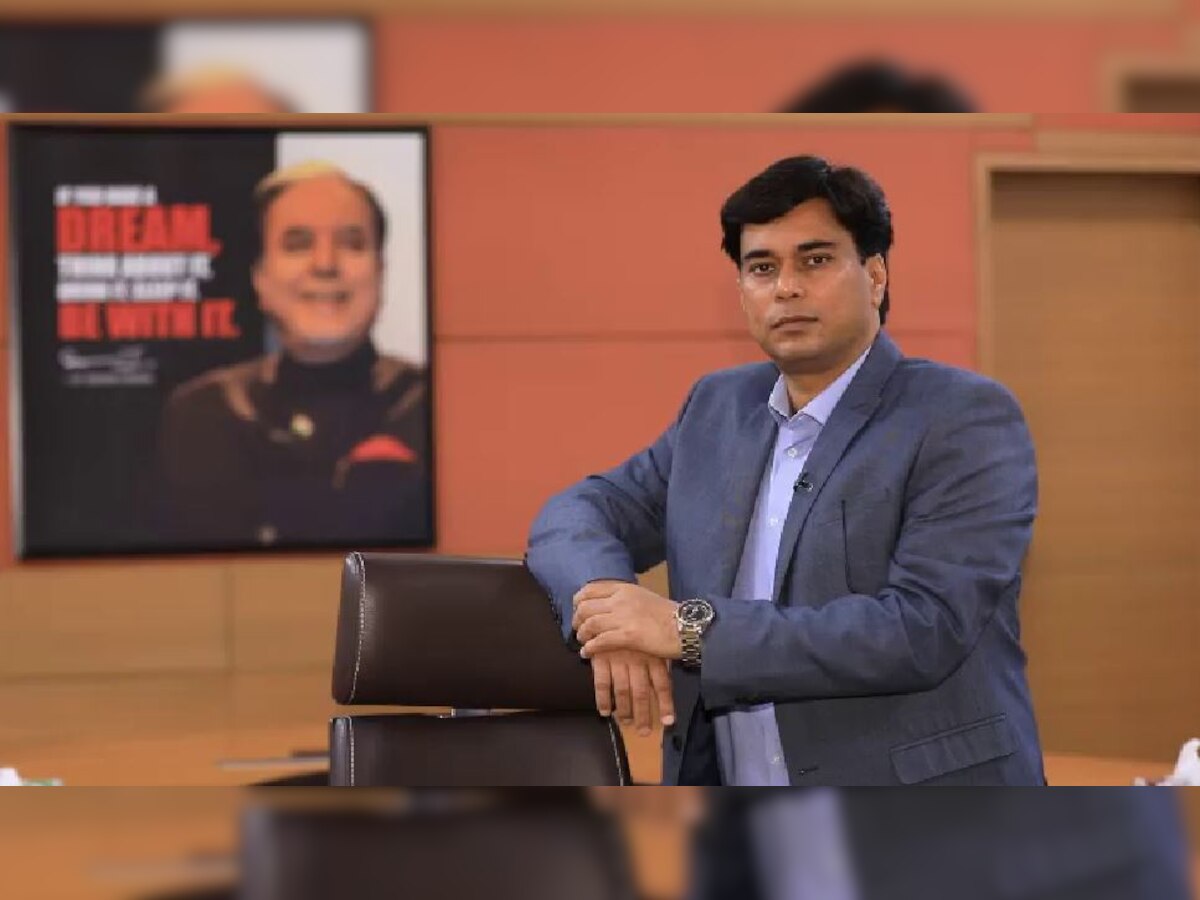 कोरोना को लेकर Zee Media के CEO पुरुषोत्तम वैष्णव का संदेश- बरतें ...