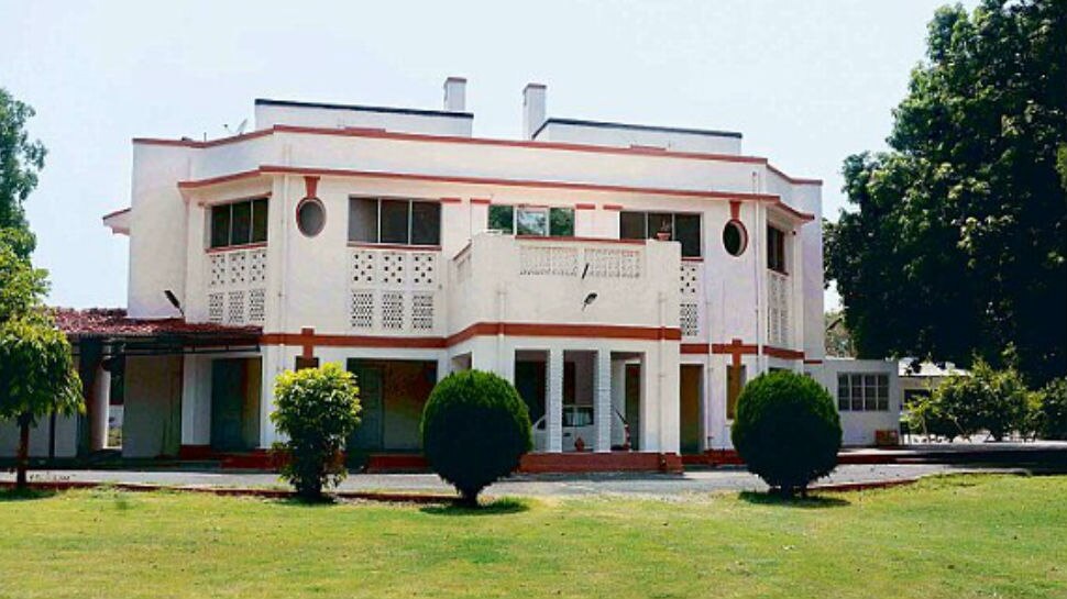 No perosn will enter in cm house of patna | कोरोना से मौत के बाद हरकत ...