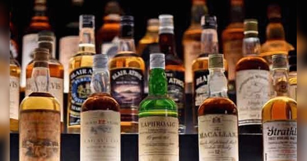 Lockdown: Along with food, there is 'home delivery' of liquor ...