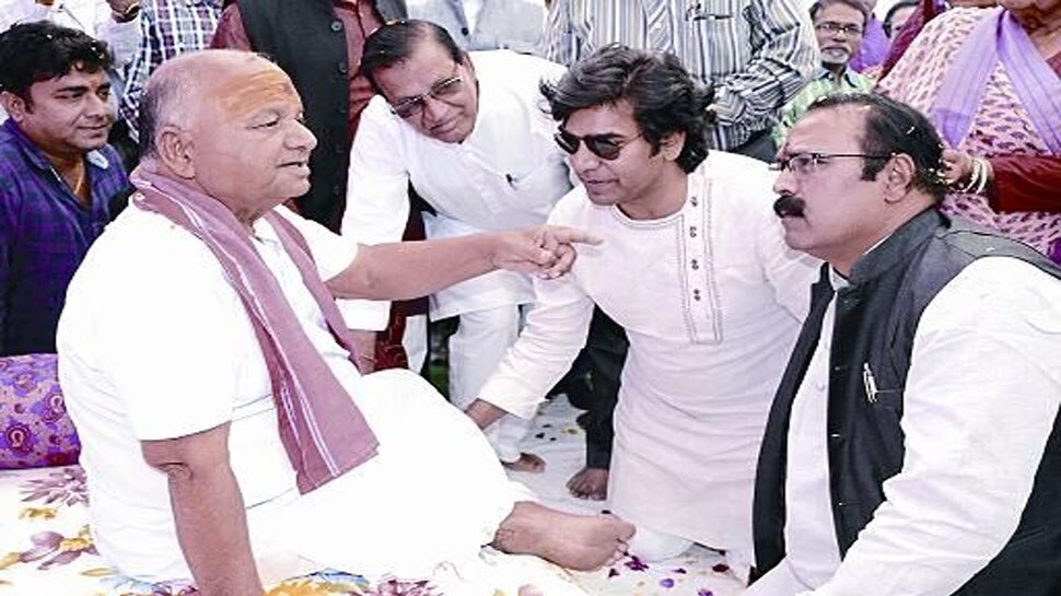 Saint Devprabhakar Shastri alias Dadda Ji passes away | गृहस्थ संत ...