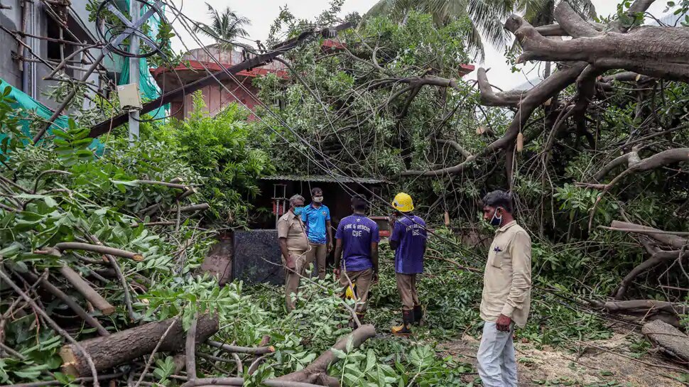72 people died in west bengal due to cyclone amphan | CYCLONE AMPHAN से ...