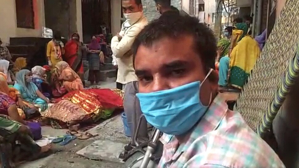 Noida ghaziabad khoda colony pregnant lady death the district hospital ...