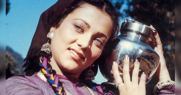 Because of Mandakini, this father son had major show down | मंदाकिनी की ...