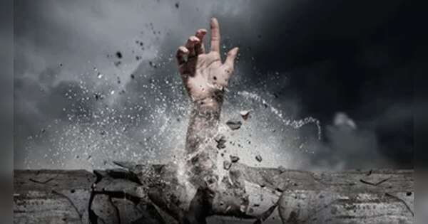 3 youths from Maharashtra drowned in Dhorkhona Falls, dead | मध्य ...