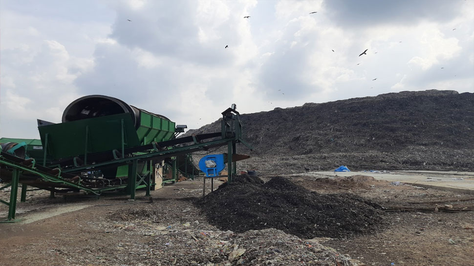 Asia's largest garbage mountain in Ghazipur East Delhi down by 40 feet ...