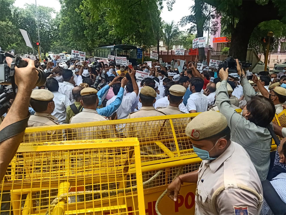 Aap Protest | दिल्ली में प्रदर्शन | Hindi News, दिल्‍ली एवं हरियाणा