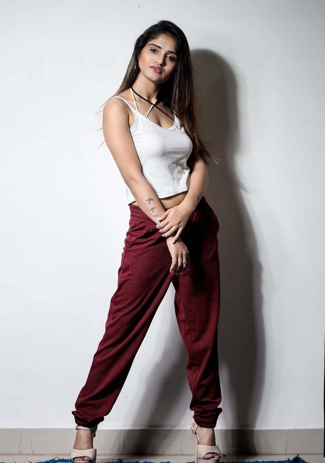 story on odia model sonam dash | ଓଲିଉଡ଼ର ହର୍ଟଗାର୍ଲ ସୋନମ ଦାଶ, ଦେଖନ୍ତୁ ...